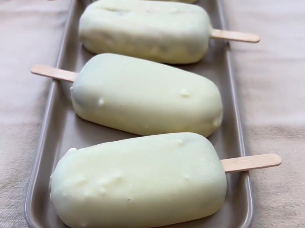 Magnum Saudável De Cheesecake E Geleia De Frutas Vermelhas | Monica Wagner